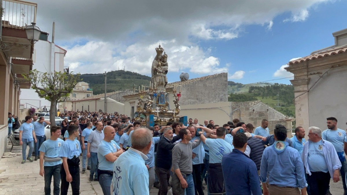 Chiaramonte ha salutato la sua 'Regina e Patrona"