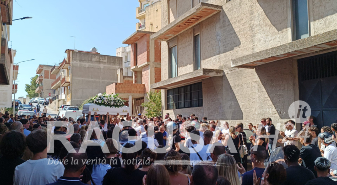 Vittoria, l'ultimo saluto al giovane Alex Capuzzello